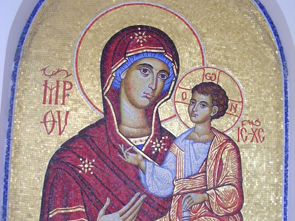 The Christian Vision of Motherhood | PEMPTOUSIA